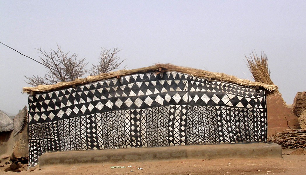 Tiébélé: dove l’arte si è ritagliata un ruolo singolare da protagonista.